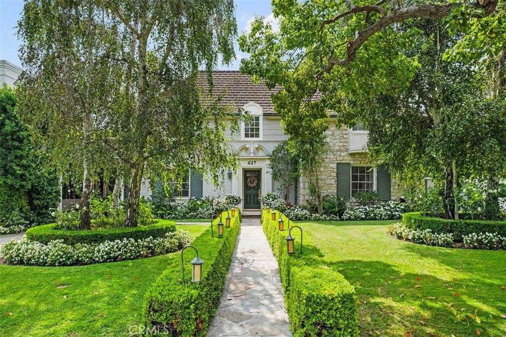 617 Trenton Dr, Beverly Hills, CA 90210 - See Est. Value, Schools & More