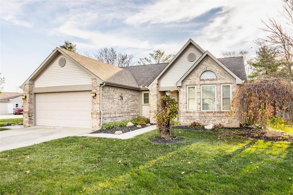 18537 Harvest Meadows Dr W, Westfield, IN 46074 - See Est. Value ...