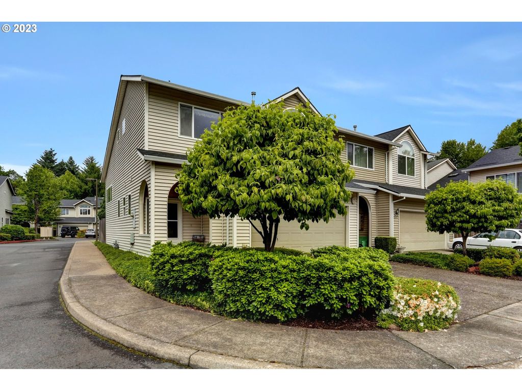 20145 NE Halsey St, Fairview, OR 97024 - See Est. Value, Schools & More