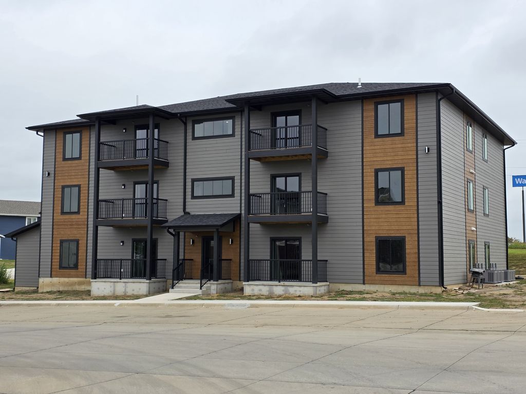 1455 Red Fox Xing #11459995, Le Mars, IA 51031 - See Est. Value ...