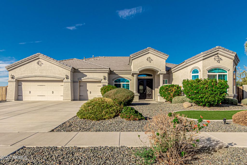 8358 W Denton Ln, Glendale, AZ 85305 | Trulia