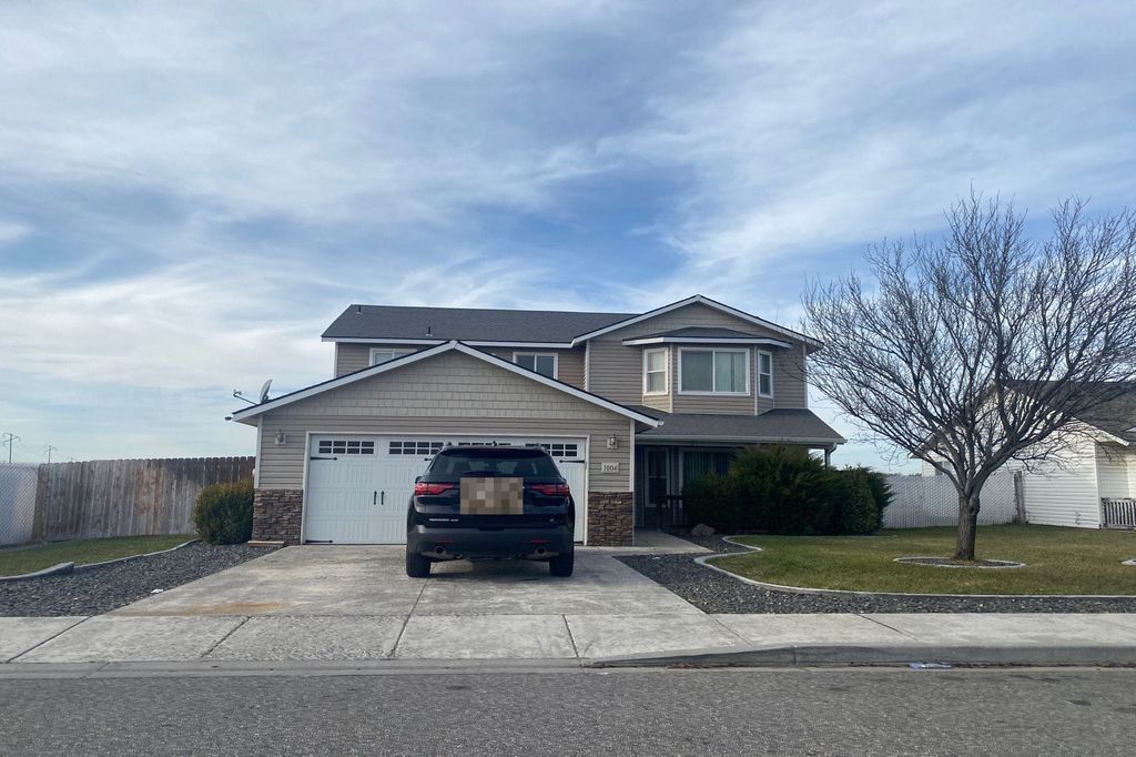 1004 N Beech Ave, Pasco, WA 99301 - See Est. Value, Schools & More