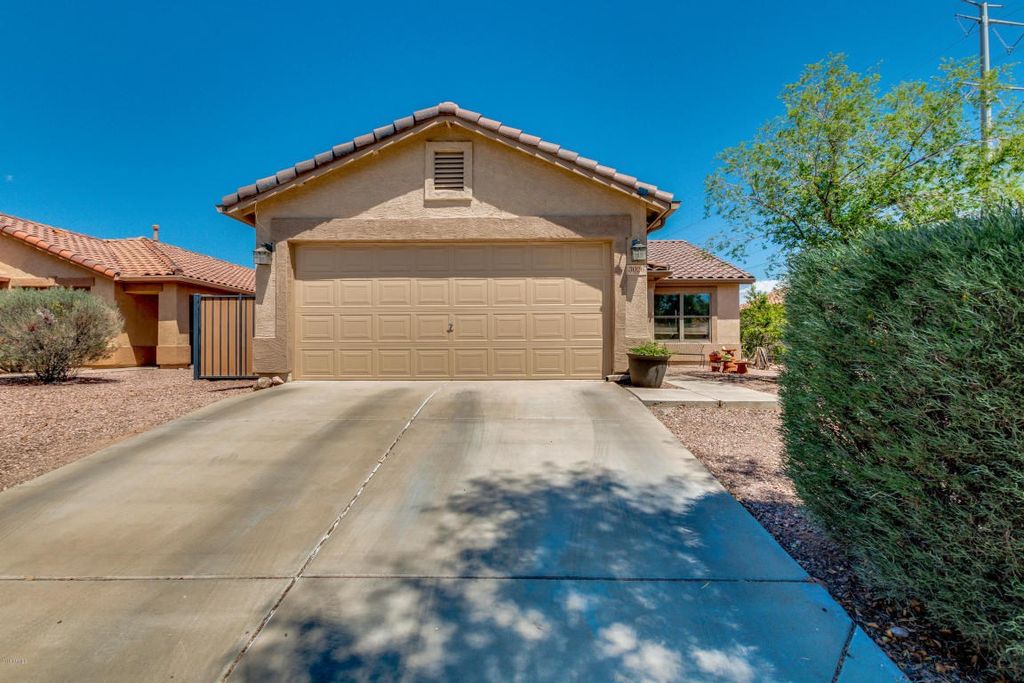 3026 W Silver Sage Ln, Phoenix, AZ 85083 - See Est. Value, Schools & More