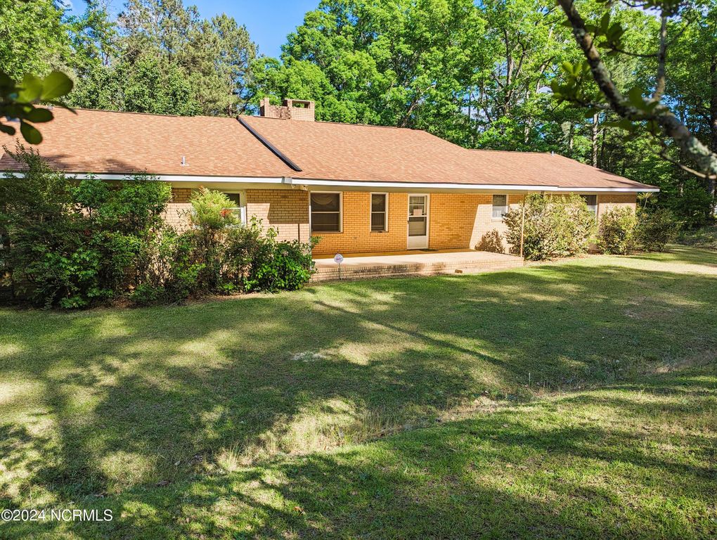 141 Brinkley Road, Carthage, NC 28327 - See Est. Value, Schools & More