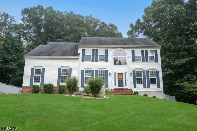 5 Donna Ln, Flanders, NJ 07836 | Trulia