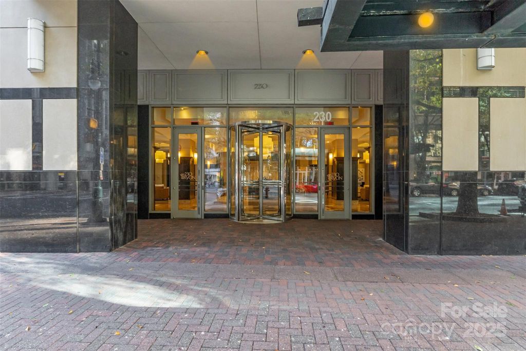 230 Tryon St #1105, Charlotte, NC 28202 | MLS# 4321048 | Trulia