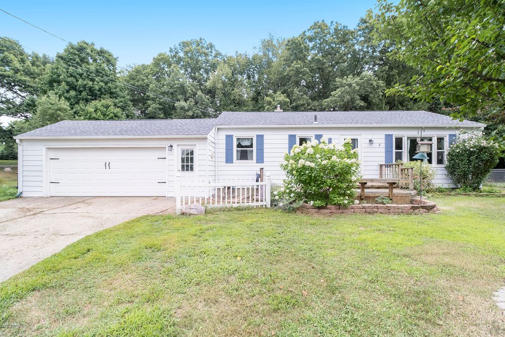 8107 Bruning St, Portage, MI 49002 - See Est. Value, Schools & More