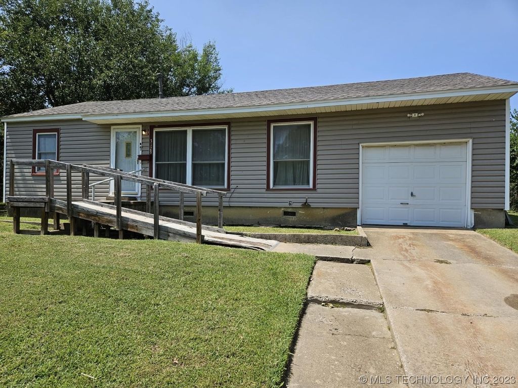 3128 N Iroquois Ave, Tulsa, OK 74106 - See Est. Value, Schools & More