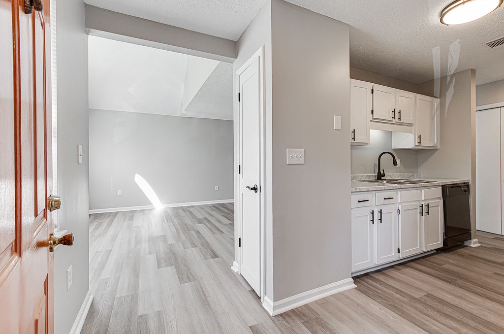 100 Salem Glen Way SE #338, Conyers, GA 30013 - See Est. Value, Schools & More