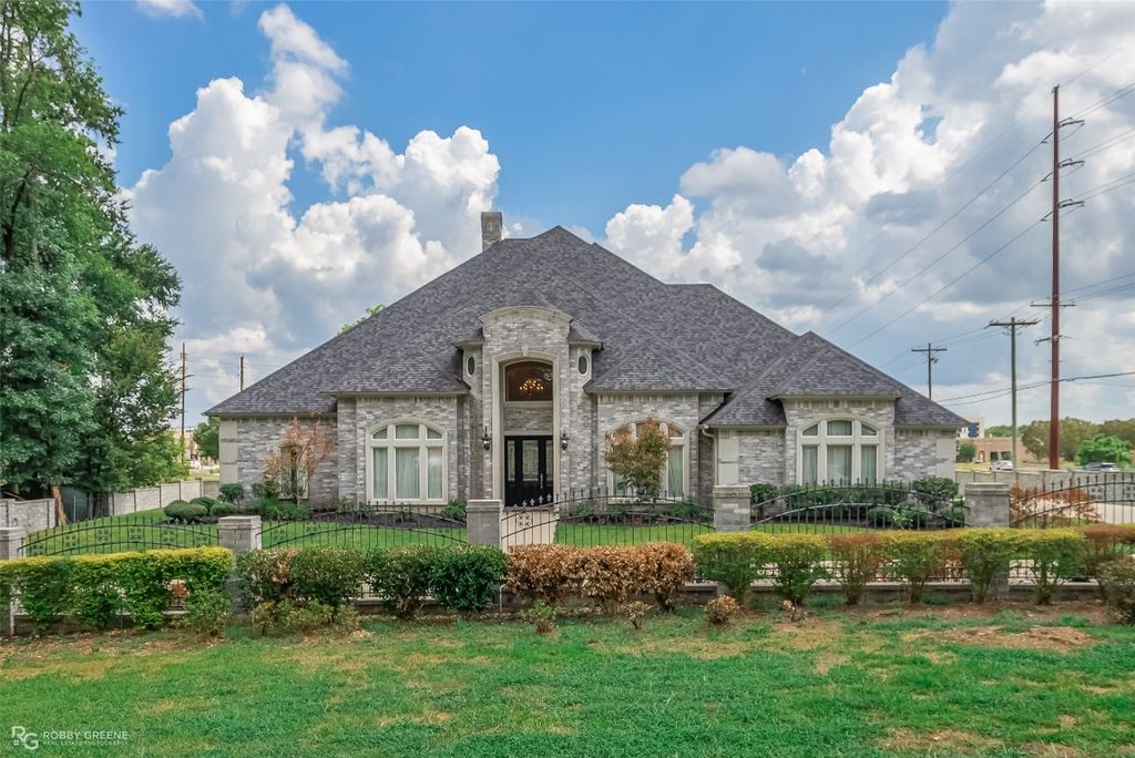 6931 E Ridge Dr, Shreveport, LA 71106 - See Est. Value, Schools & More