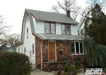 77 Christabel St, Lynbrook, NY 11563 | Trulia
