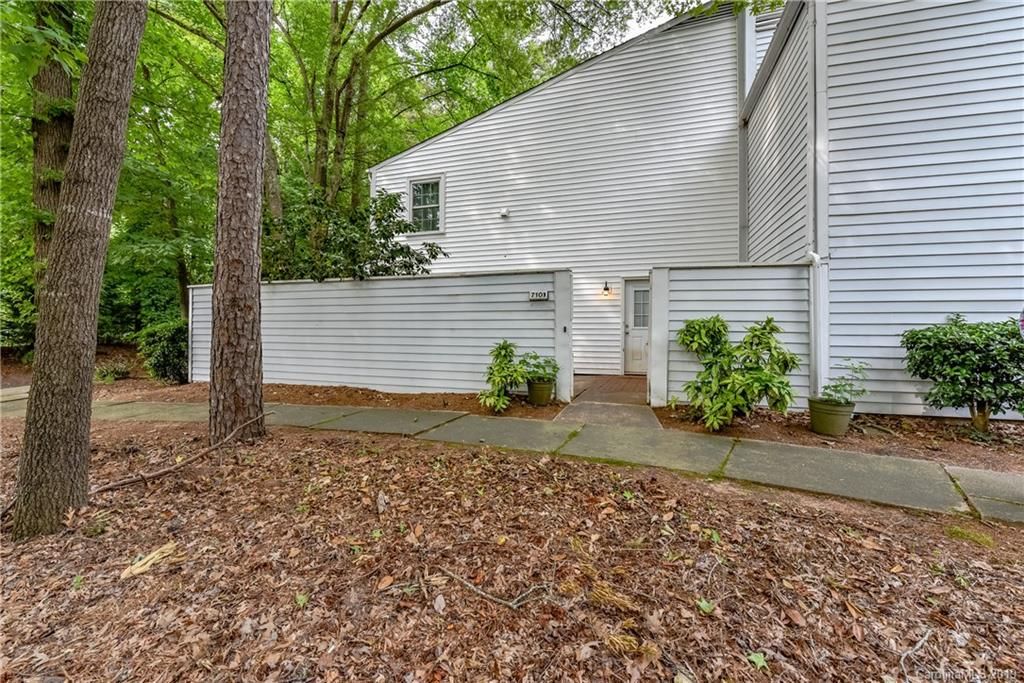7101 Stonington Ln, Charlotte, NC 28227 - See Est. Value, Schools & More