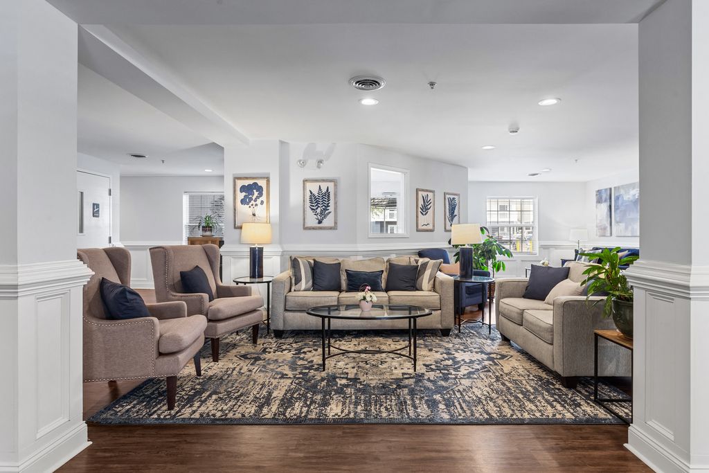 2801 Montaluma Dr #210, Springfield, IL 62704 - See Est. Value, Schools ...