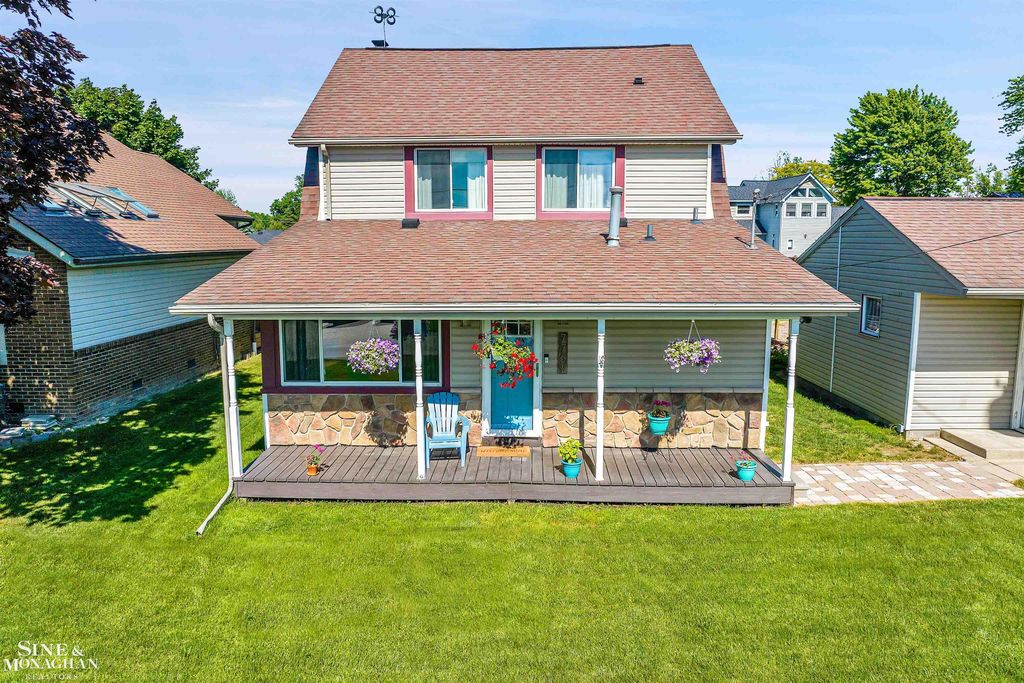 7769 Vernier Ln, Fair Haven, MI 48023 - See Est. Value, Schools & More