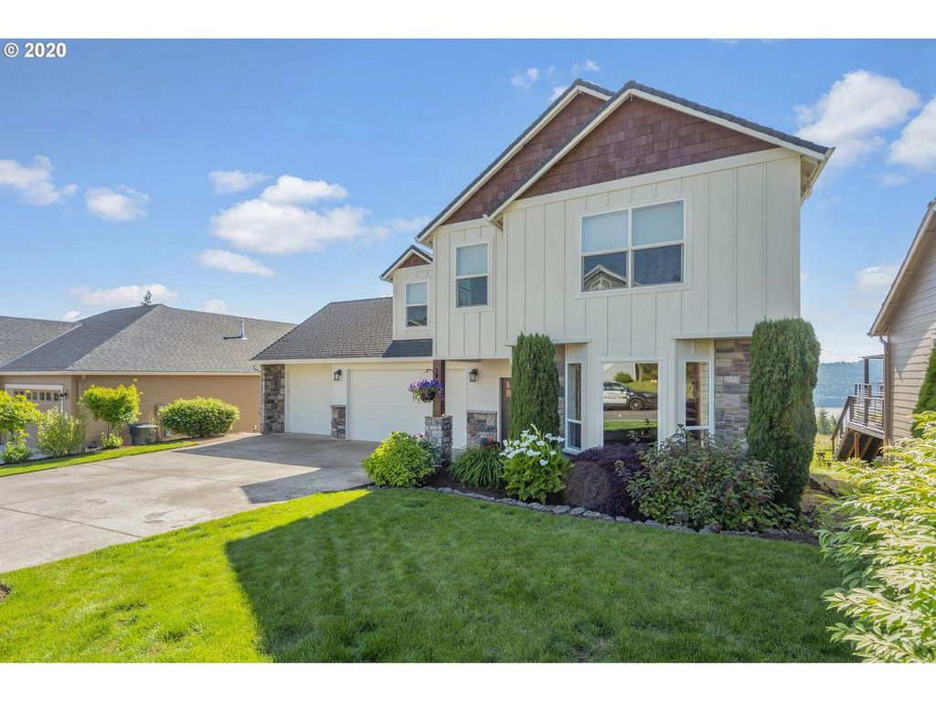 807 N 5th St, Kalama, WA 98625 - See Est. Value, Schools & More