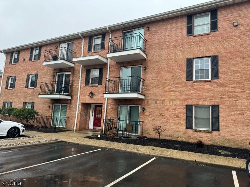 42 John St #2C, Bloomfield, NJ 07003 - See Est. Value, Schools & More