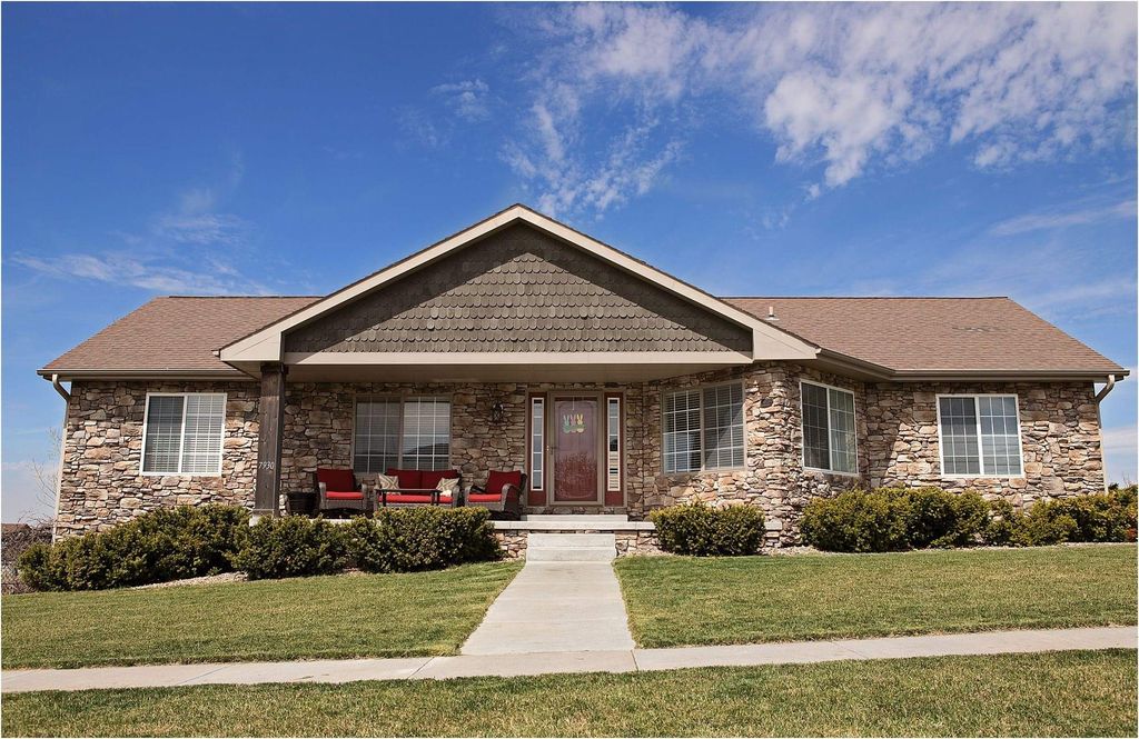 7930 Renatta Dr, Lincoln, NE 68516 - See Est. Value, Schools & More