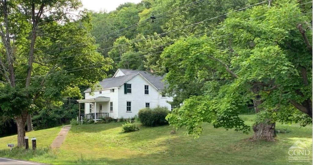 134 Spook Rock Rd, Hudson, NY 12534 - See Est. Value, Schools & More