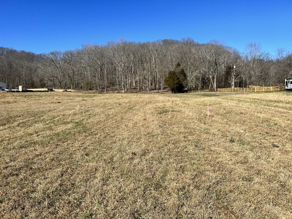 Old Harding Pike, Nashville, TN 37221 - See Est. Value, Schools & More