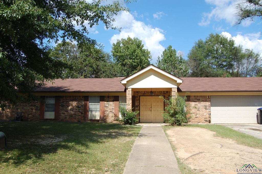 405 Crystal Dr, Longview, TX 75604 - See Est. Value, Schools & More