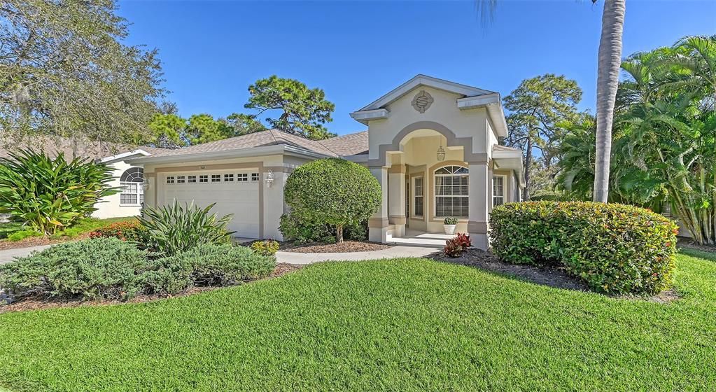 7323 Eleanor Cir #7323, Sarasota, FL 34243 - See Est. Value, Schools & More
