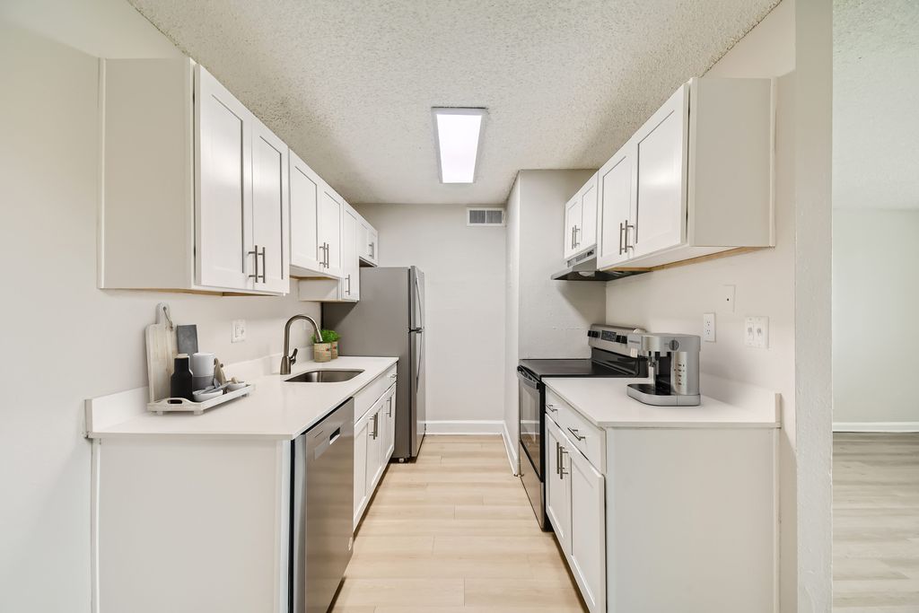 777 Dillon Way #809-202, Aurora, CO 80011 - See Est. Value, Schools & More