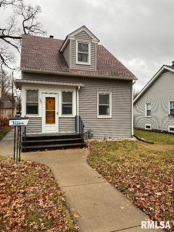 105 S Thornwood Ave, Davenport, IA 52802 - See Est. Value, Schools & More