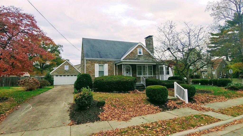 617 Hayes St, Lawrenceburg, IN 47025 - See Est. Value, Schools & More