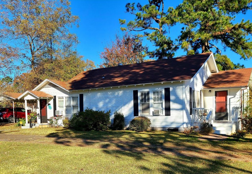 801 N Central Ave, Idabel, OK 74745 | MLS# 11241243 | Trulia