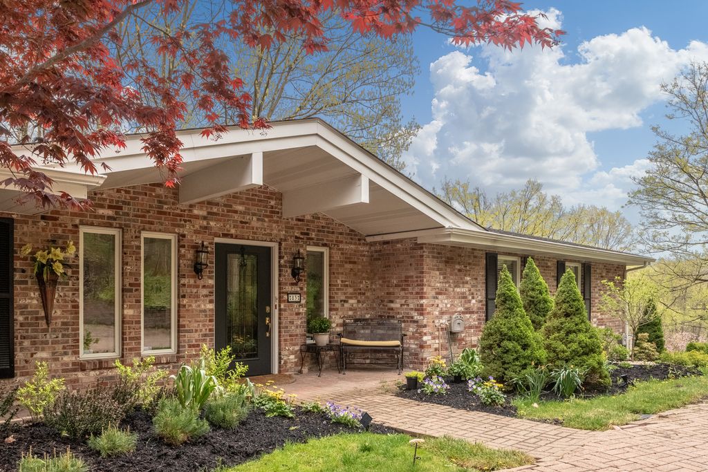 83 Reese Rd, Washington, PA 15301 - See Est. Value, Schools & More