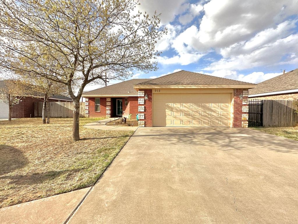 912 11th St, Wolfforth, TX 79382 | Trulia