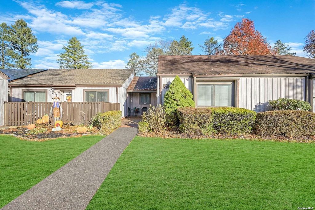 7 Strathmore Gate Drive UNIT 7, Stony Brook, NY 11790 | Trulia