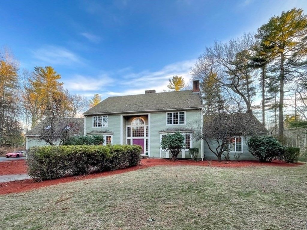 10 Stanton Cir, Boxford, MA 01921 - See Est. Value, Schools & More