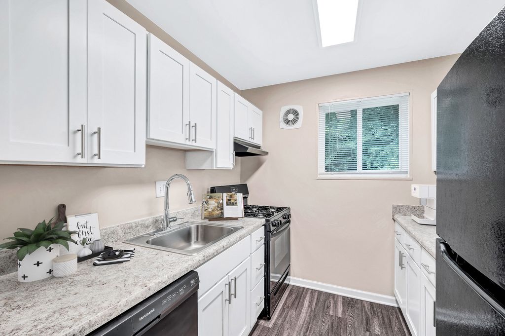 4137 Wadsworth Ct #4121-001, Annandale, VA 22003 | Trulia