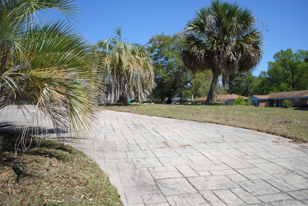 345 Annette Ln, Diberville, MS 39540 - See Est. Value, Schools & More