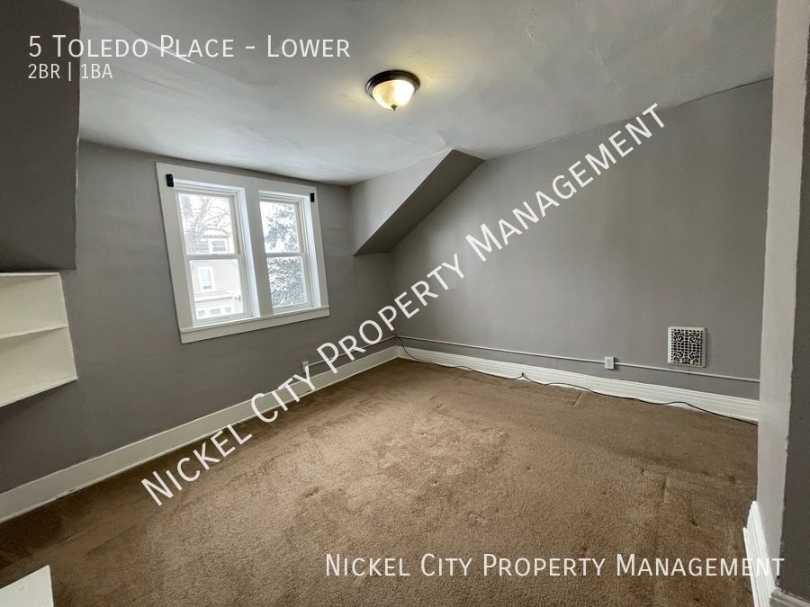 5 Toledo Pl, Buffalo, NY 14216 - Trulia | Trulia