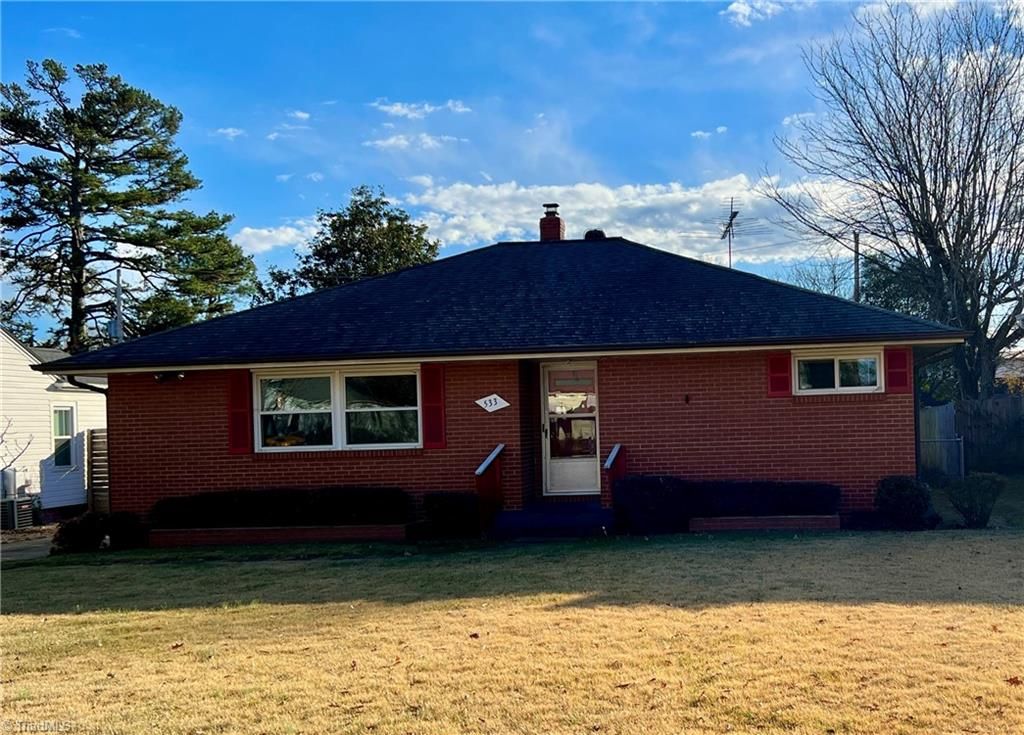 533 Gatewood Ave, High Point, NC 27262 - See Est. Value, Schools & More