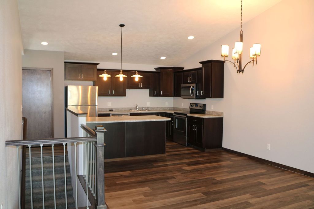 3518 S Outfield Cir, Sioux Falls, SD 57110 - Trulia | Trulia