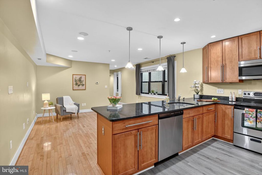 1323 203 #K, Washington, DC 20003 - See Est. Value, Schools & More