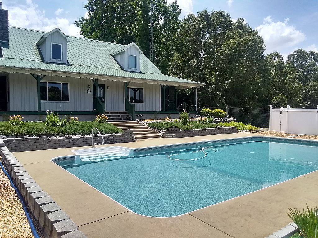 1000 County Road 273, Florence, AL 35633 - See Est. Value, Schools & More