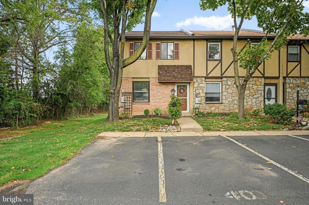 1000 Jacksonville Rd #4, Warminster, PA 18974 - See Est. Value, Schools ...