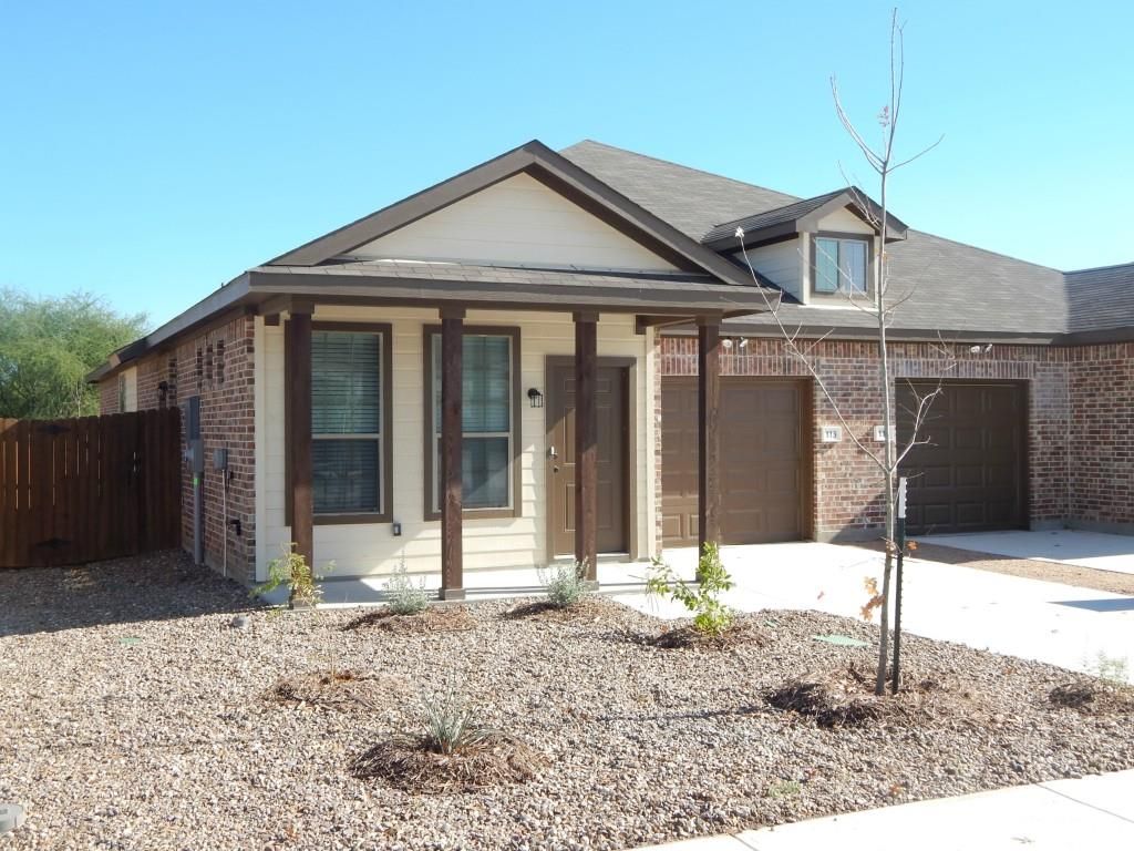 113 Creekside Villa Dr, Kyle, TX 78640 - See Est. Value, Schools & More