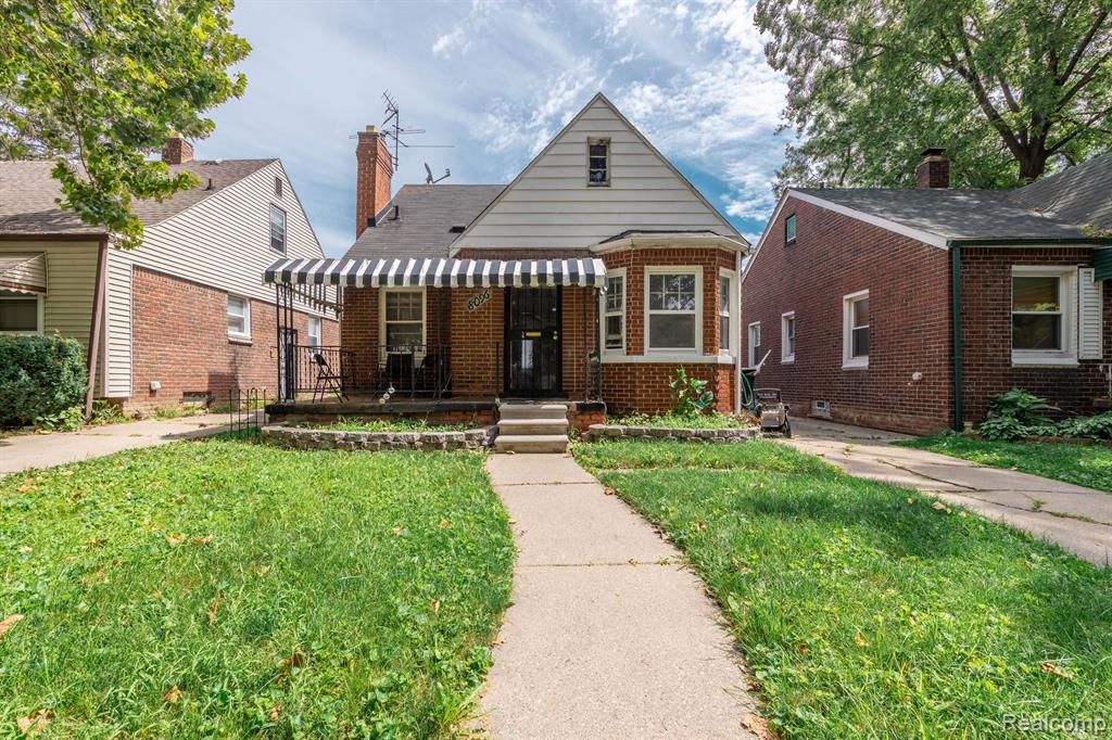 8096 Strathmoor St, Detroit, MI 48228 | Trulia