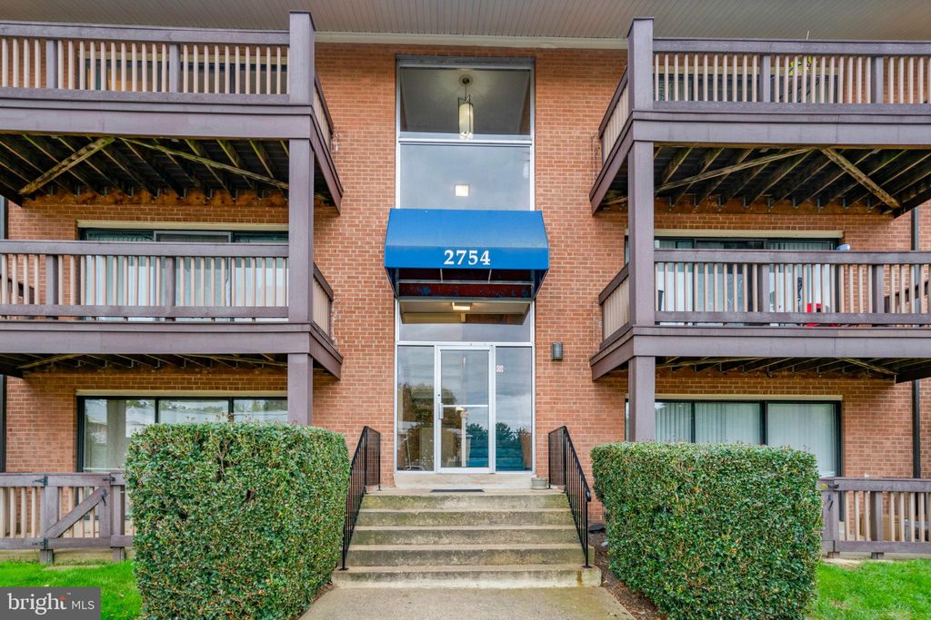2754 Hollywood Rd #301, Falls Church, VA 22043 - See Est. Value ...