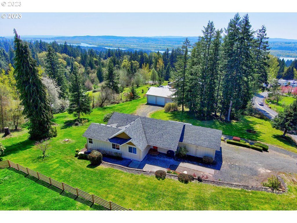 655 Gore Rd, Kalama, WA 98625 - See Est. Value, Schools & More
