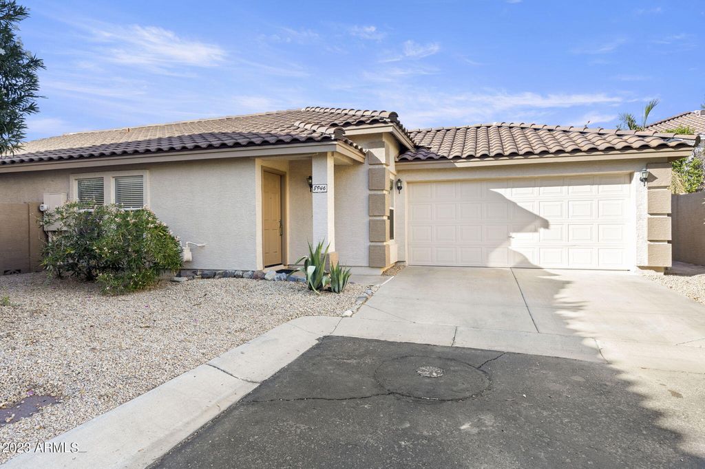8946 E Yucca St, Scottsdale, AZ 85260 - See Est. Value, Schools & More