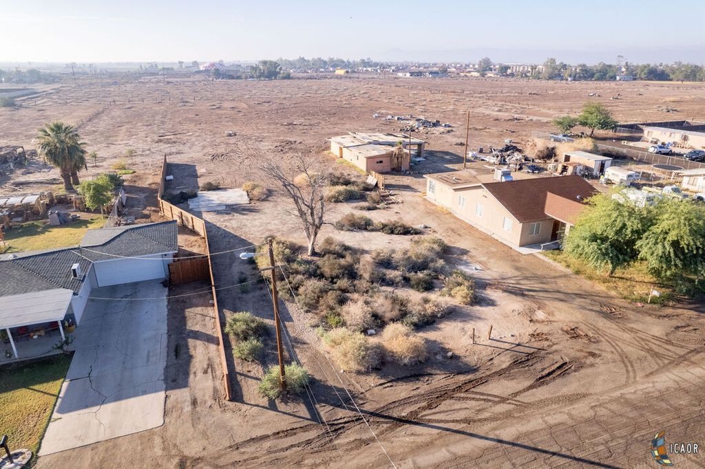 521 Lee Rd, Imperial, CA 92251 - See Est. Value, Schools & More
