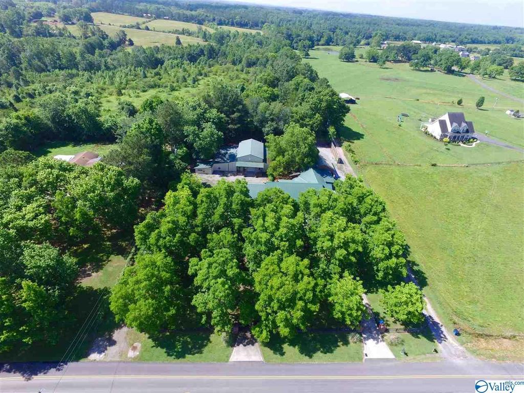 1279 Apollo Rd, Arab, AL 35016 - See Est. Value, Schools & More