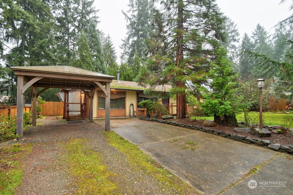 1240 Neil Street NE, Olympia, WA 98516 - See Est. Value, Schools & More