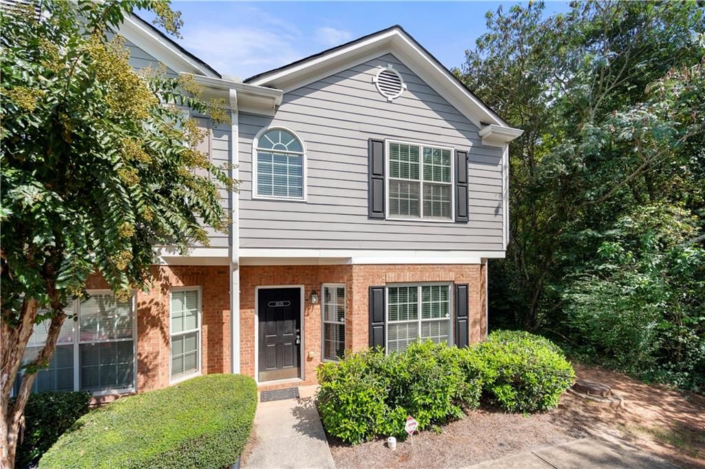 4926 Walden Lake Sq, Decatur, GA 30035 - See Est. Value, Schools & More